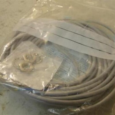 瑞士Contrinex科瑞全金属接近开关DW-AD-711-M12DW-AD-712-M12