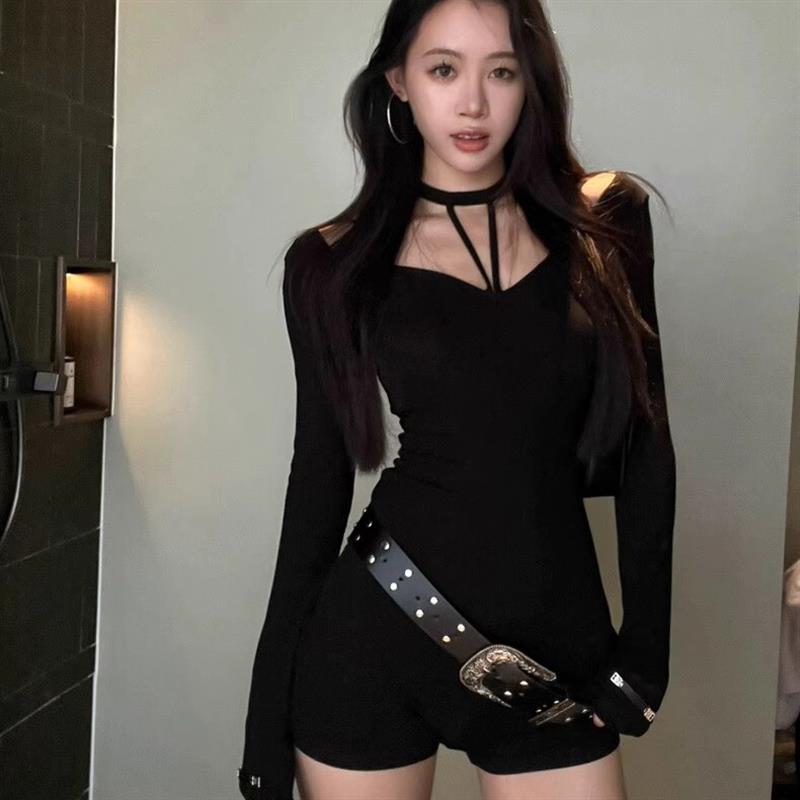 辣妹设计感镂空长袖连体裤女早秋高腰休闲裤子纯欲风紧身连衣短裤