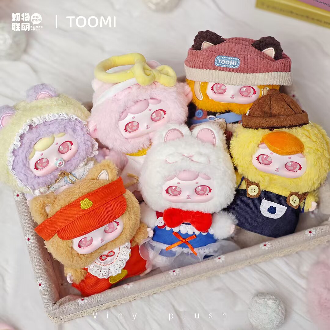 奶油兔搪胶娃娃Toomi·可爱毛绒公仔挂包潮玩盲盒自带衣服配饰