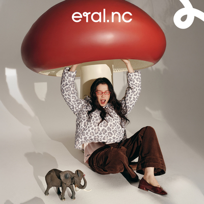 eral nc星迹002都市通勤卫衣式撞色趣味羽绒服短装连帽加厚保暖