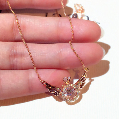Little Red Book Recommend Angel Wings Necklace Temperament