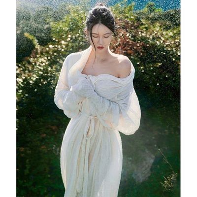 高级感超好看白色长款连