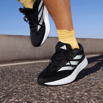 阿迪达斯adidas竞速跑步鞋ID2704