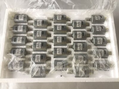 特价双输出轴  万宝至 RS-385SH-20480A 直流12V 碳刷电机好用