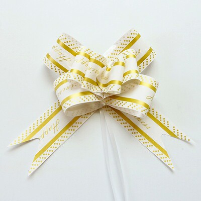 Garland bowknot decorates ribbon gift box car bouquets of