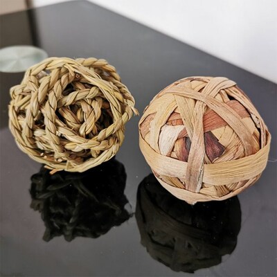 4pcs Hamster Rabbit Multi-functional Rotating Forage Ball Bi