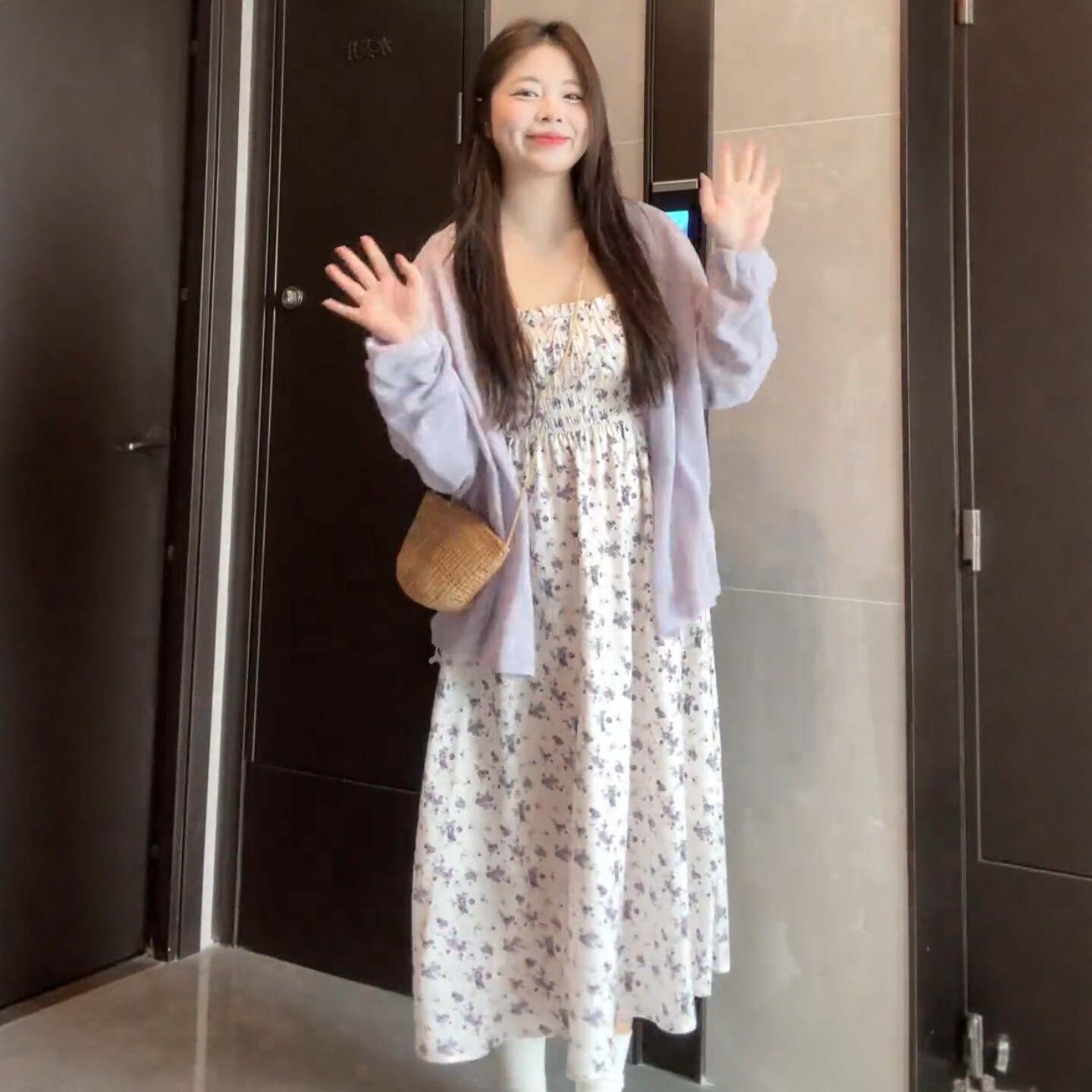大尺码清新碎花吊带洋装女夏季2026胖mm收腰显瘦法式裙子开衫套装