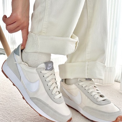 Nike Daybreak舒适休闲轻便透气运动华夫鞋ck2351-101河北ZY仓