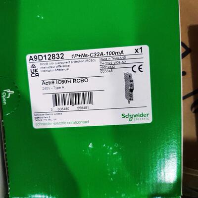 A9D12832 1P-NS-C32A-100mA iC60H RCBO