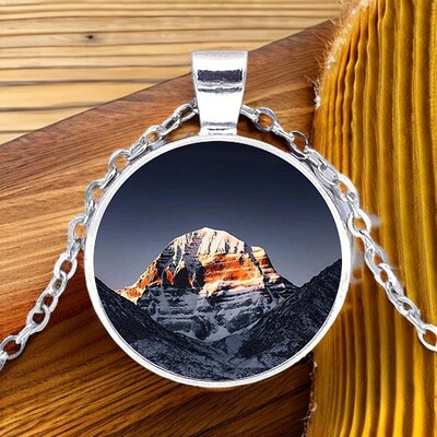 Kailash冈仁波齐神山瑜伽冥想护身符吊坠2.5cm