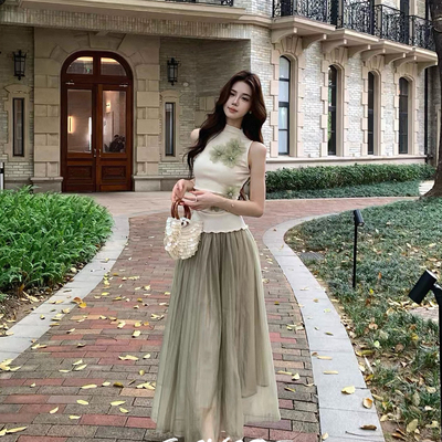 SAVAGE-拼接撞色立体花朵背心+高腰A字半身裙套装(可拆卸)A26882