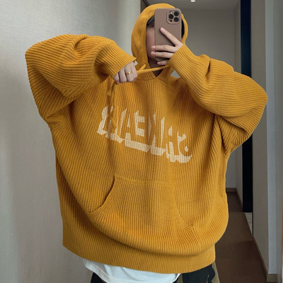 慵懒风咸蛋黄色连帽针织毛衣男