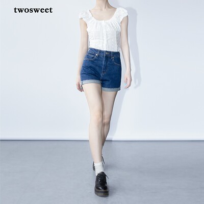 twosweet夏日甜酷经典美式复古深蓝包臀翻边牛仔短裤质感高腰热裤