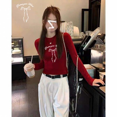 安可拉红短款正肩打底衫女内搭秋冬修身显瘦长袖T恤棉质立领上衣