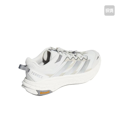 adidas Terrex Freehiker LT  KK1879 发广东BB下单请看详情Y