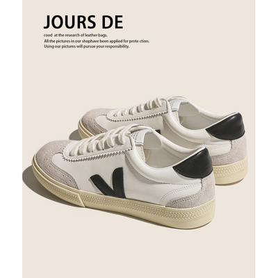 真皮复古德训鞋小白鞋女2026新款学生百搭休闲运动阿甘平底板鞋女