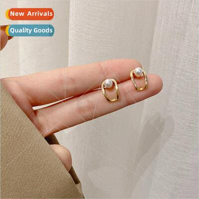 Creative Geometric Metallic Stud Earrings Cold Pearl Earring