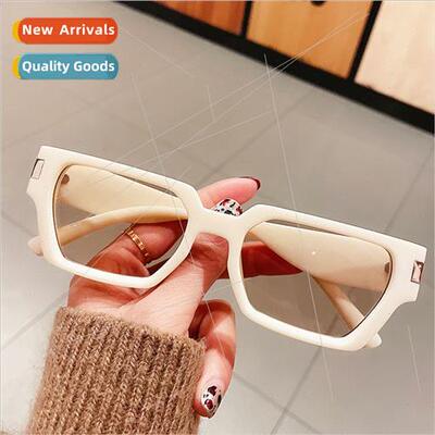 2023 wind square small frame anti-ultraviolet sunglasses fem