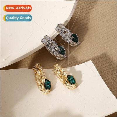 Earrings female metal pleated Europe geometric irregular ear