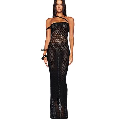 度假风抹胸不规则露肩包臀裙