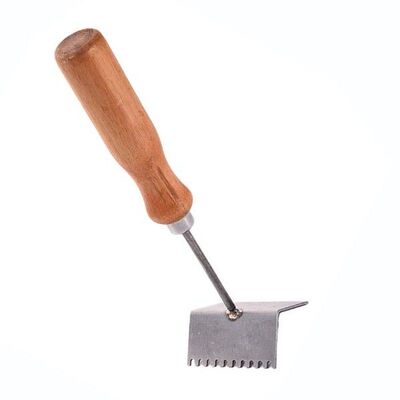 Queen Bee Excluder Nest Frame Cleaning Shovel To Clean