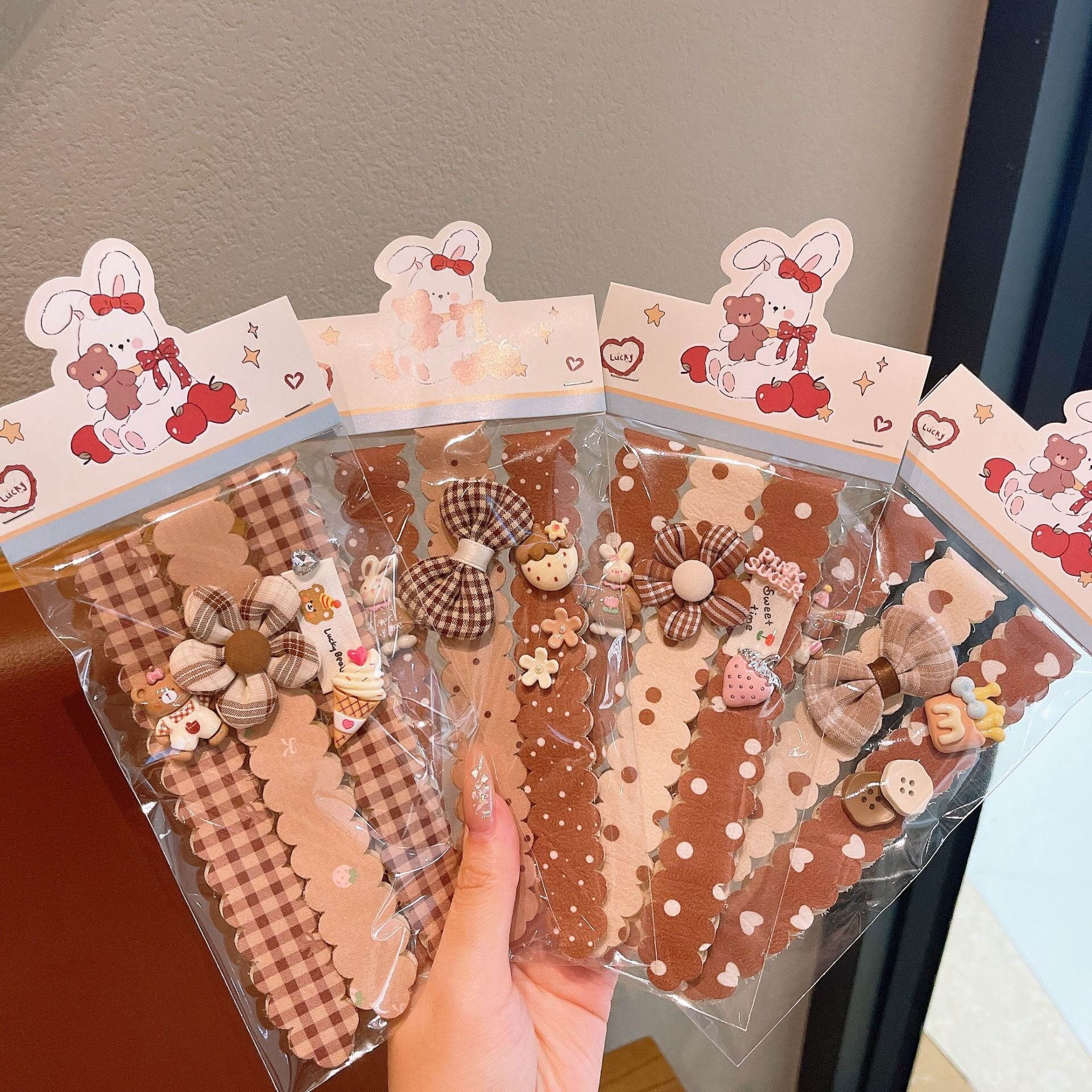 女童碎发贴儿童魔术贴咖色蝴蝶结发帖宝宝刘海贴不伤发小女孩发带