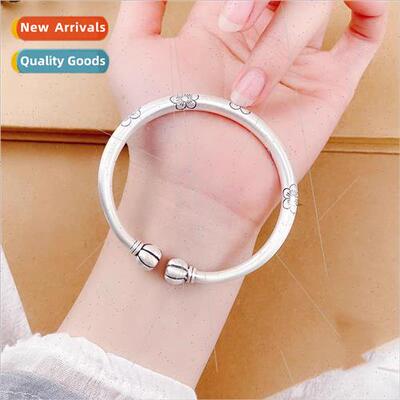 Ancient Plum Blossom Bracelet Ladies Fashion terature Vintag