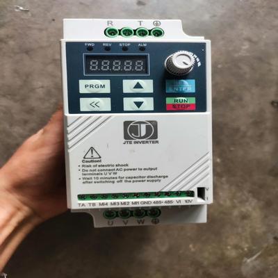 变频器JTE100EB0015G1。成色新。功能正常