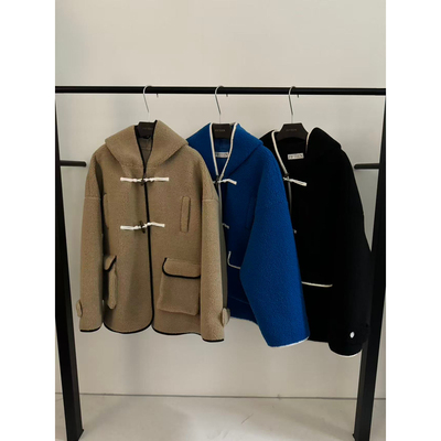 一善服饰FIFTEEN-冬上新复古连帽牛角扣时尚大衣8777