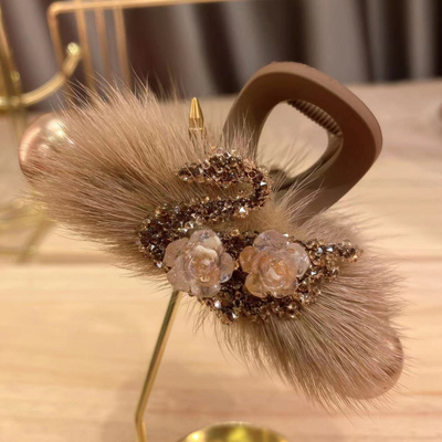 天鹅玫瑰花毛毛抓夹女后脑勺抓发