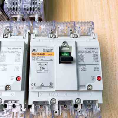 精品成色 日本产富士BW32AAG漏电保护器，原装正品拆机，，非实价