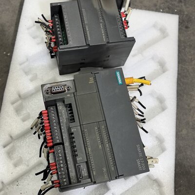 议价西门子PLC6ES7 288-1CR40-0AA0可维修