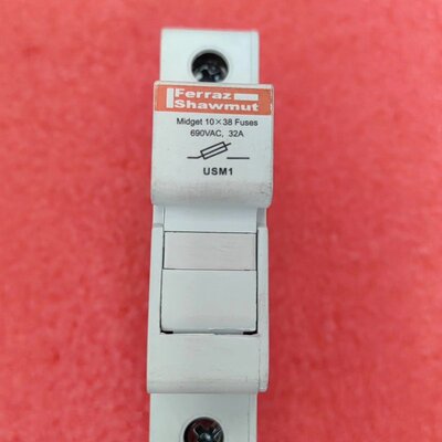 {议价}Ferraz Shawmut USM1熔断器底座，MERSE