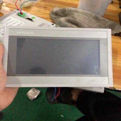 （设备配件）昆仑通态触摸屏，型号TPC7062HI