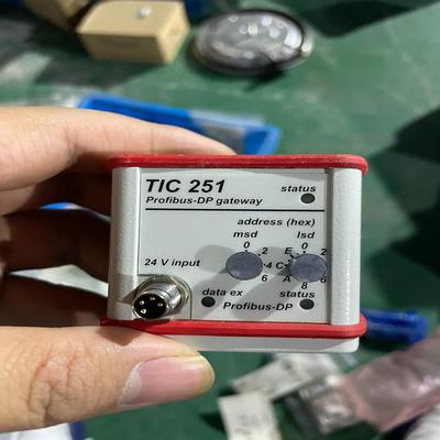 PFEIFFER真空计PT348110C.TIC  251（耶耶电子）