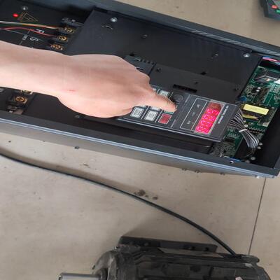 正弦变频器 EM303A-030G/037P-3A 30KW