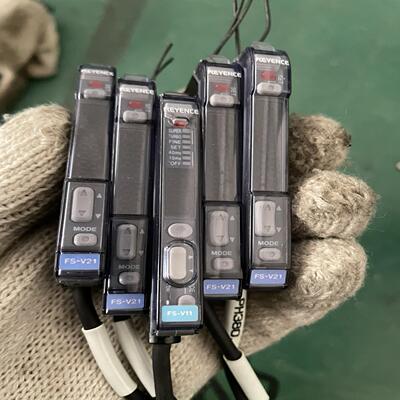 [德峰]KEYENECE 基恩士 FS-V21，FS-V11，成色嘎