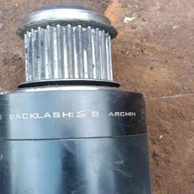 0104153262 35:1 BACKLASH：8 ARC