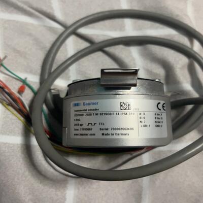 99新Baumer编码器ITD21H01 02048 T