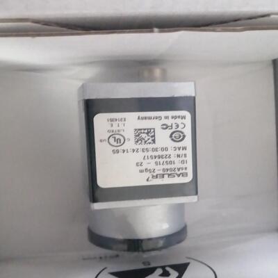 巴斯勒acA2040-25gm    acA2040-25g