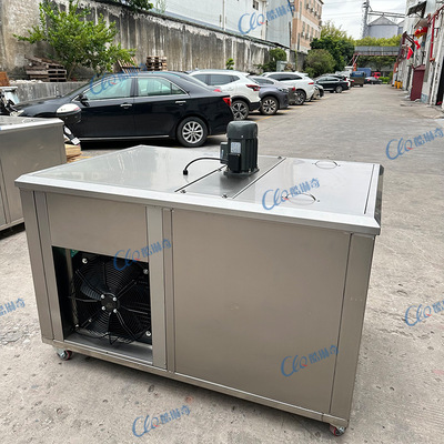 小型0.5吨块冰机厂房供应大冰块冰条机冰砖机每块常规冰砖5KG