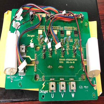 易能EDS1000-4T220SDPCB13底板带模块6MB