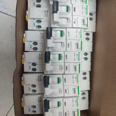 IDPNN漏电保护器1PN32A。几乎全新没通过电没用