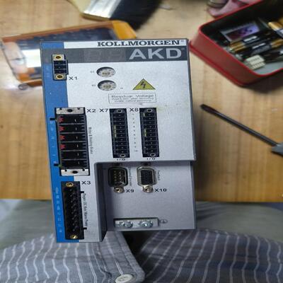 科尔摩根驱动器AKD-B01206-NBAN-0000