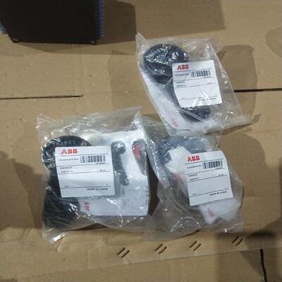 （设备配件）ABB 1SCA022381R1560隔离开关旋转手柄议价。