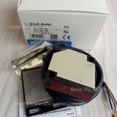 E3JK-R4M1 Omron Photoelectric Switches Sensors  AC/DC 5 wire