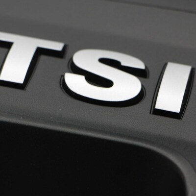 For Golf 7 Touran L  PASSAT B8L Jette Octavia engine cover E