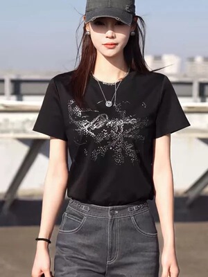 2026春夏新款国内正品代购圆领黑色钉珠短袖T恤女宽松上衣530082