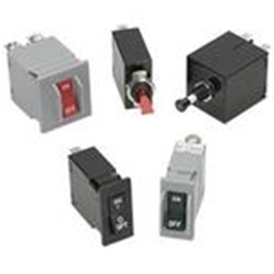 R60QF1470AA00J「Cap Film 0.0047uF 1000V PET 5% (13 X 5 X 」