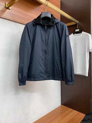 意式ZZ老钱风春季袖臂刺绣徽章男士连帽双面穿夹克商务休闲外套